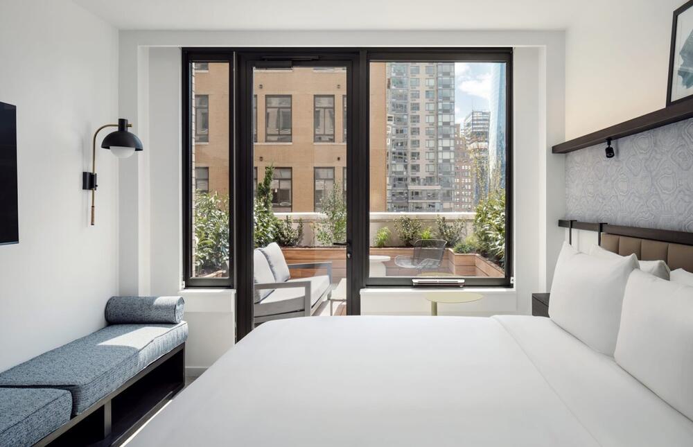 Arlo Midtown | Hotel | | Frieze